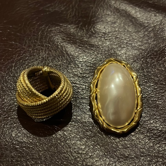 Jewelry | 2 Vintage Gold Tone Scarf Pins 1 Brushed Gold 1 Shiny Gold ...